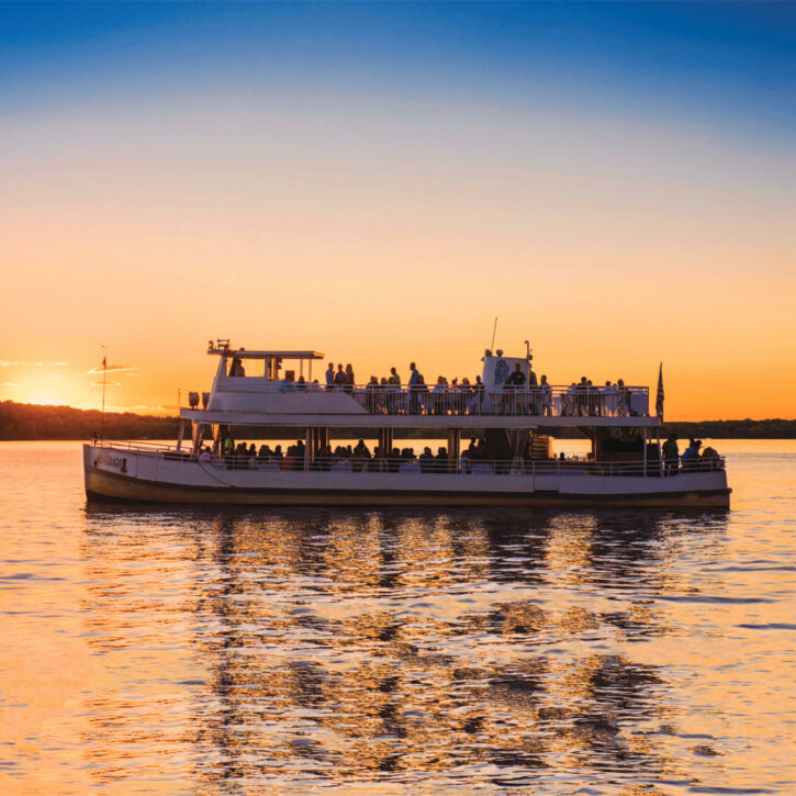 Sunset Dinner Cruise - Dells Boat Tours